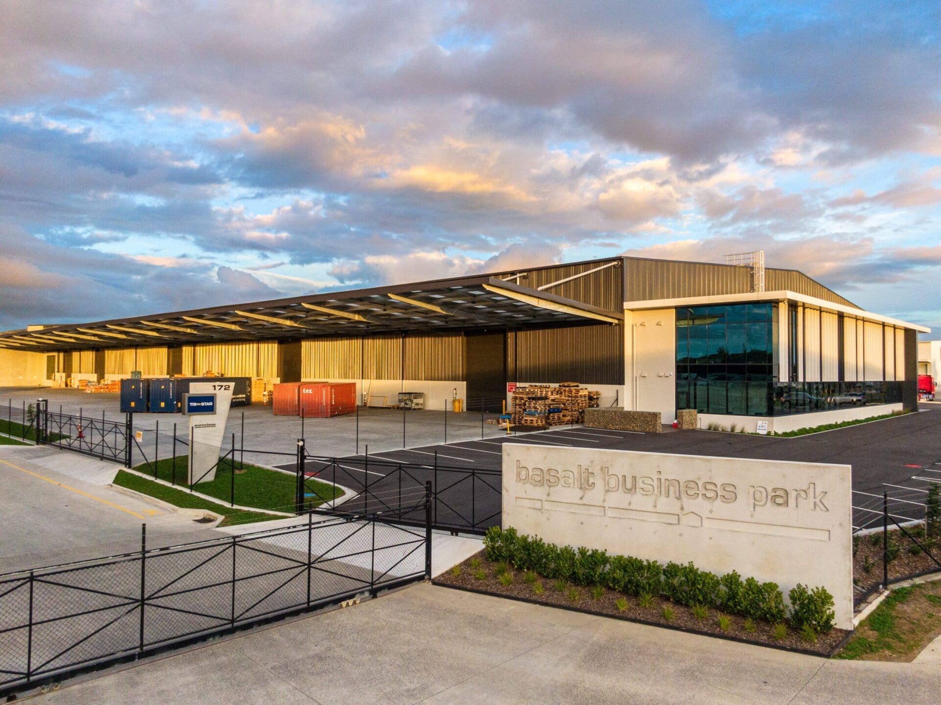 Tri-Star – Euroclass Design & Build